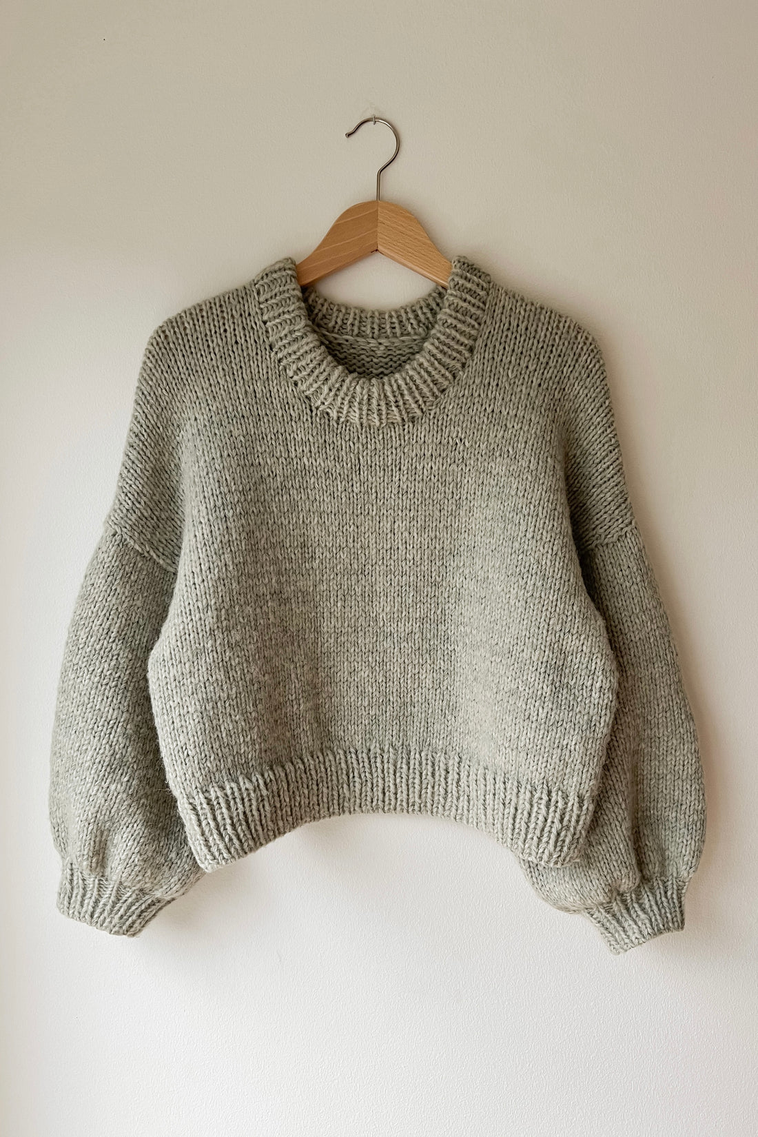 Hug Me Sweater – JordClothing