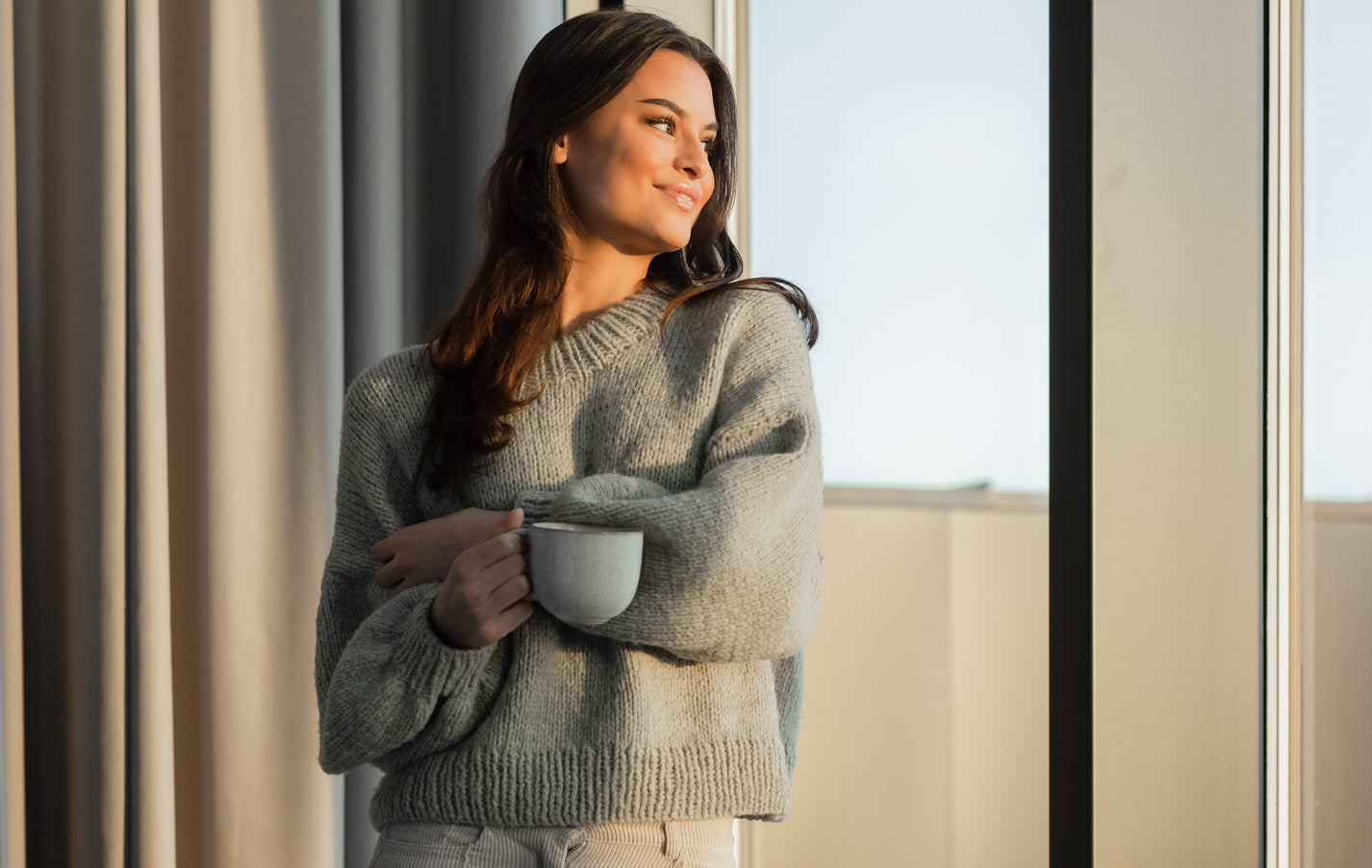 Hug Me Sweater – JordClothing